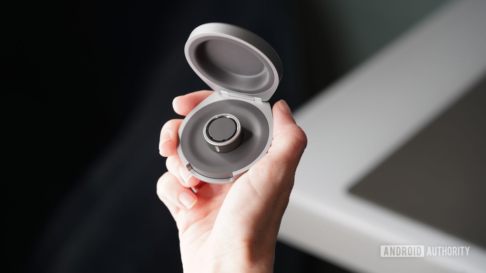 Oura's next smart ring could come in a new color - Android Authority