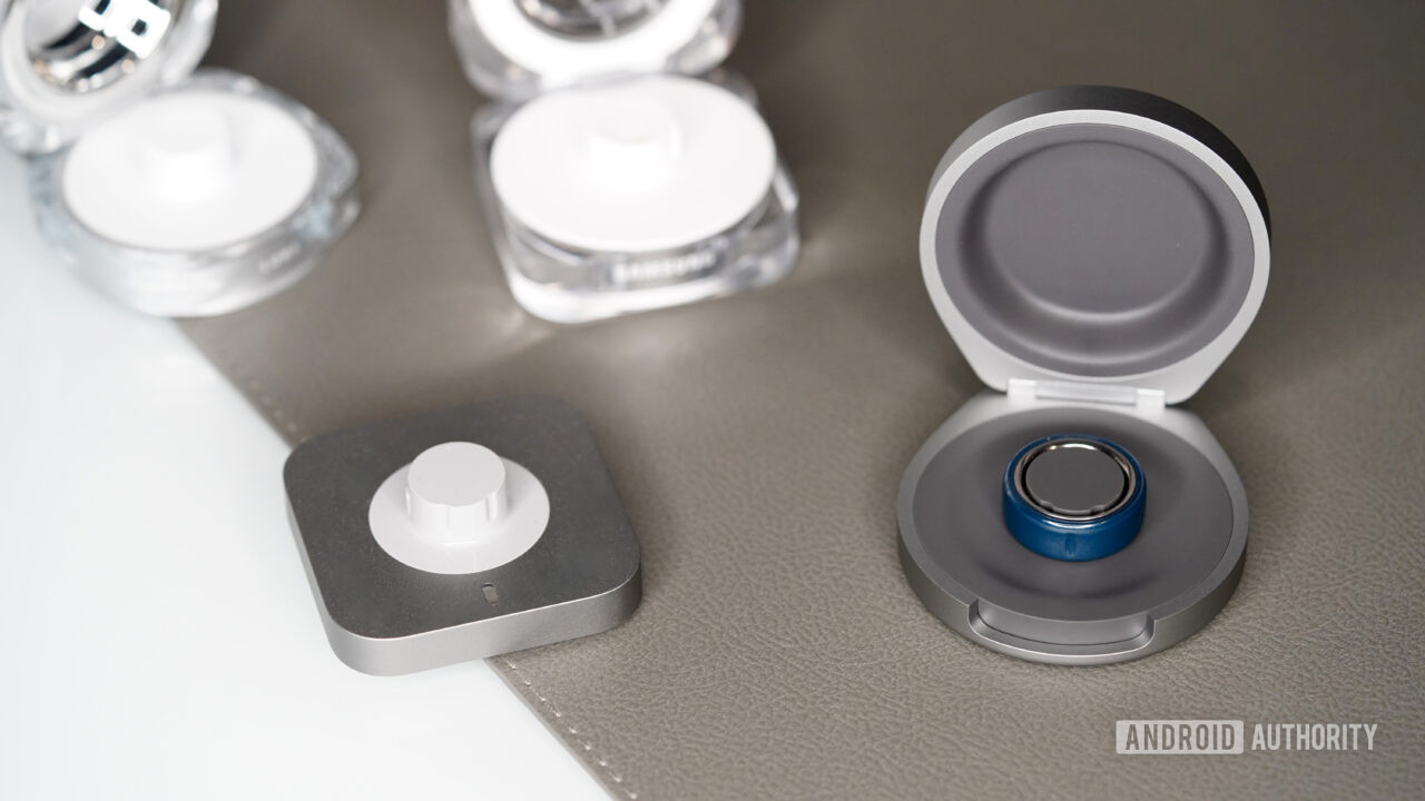 Why the Oura Ring 5's new charging case is a massive mistake