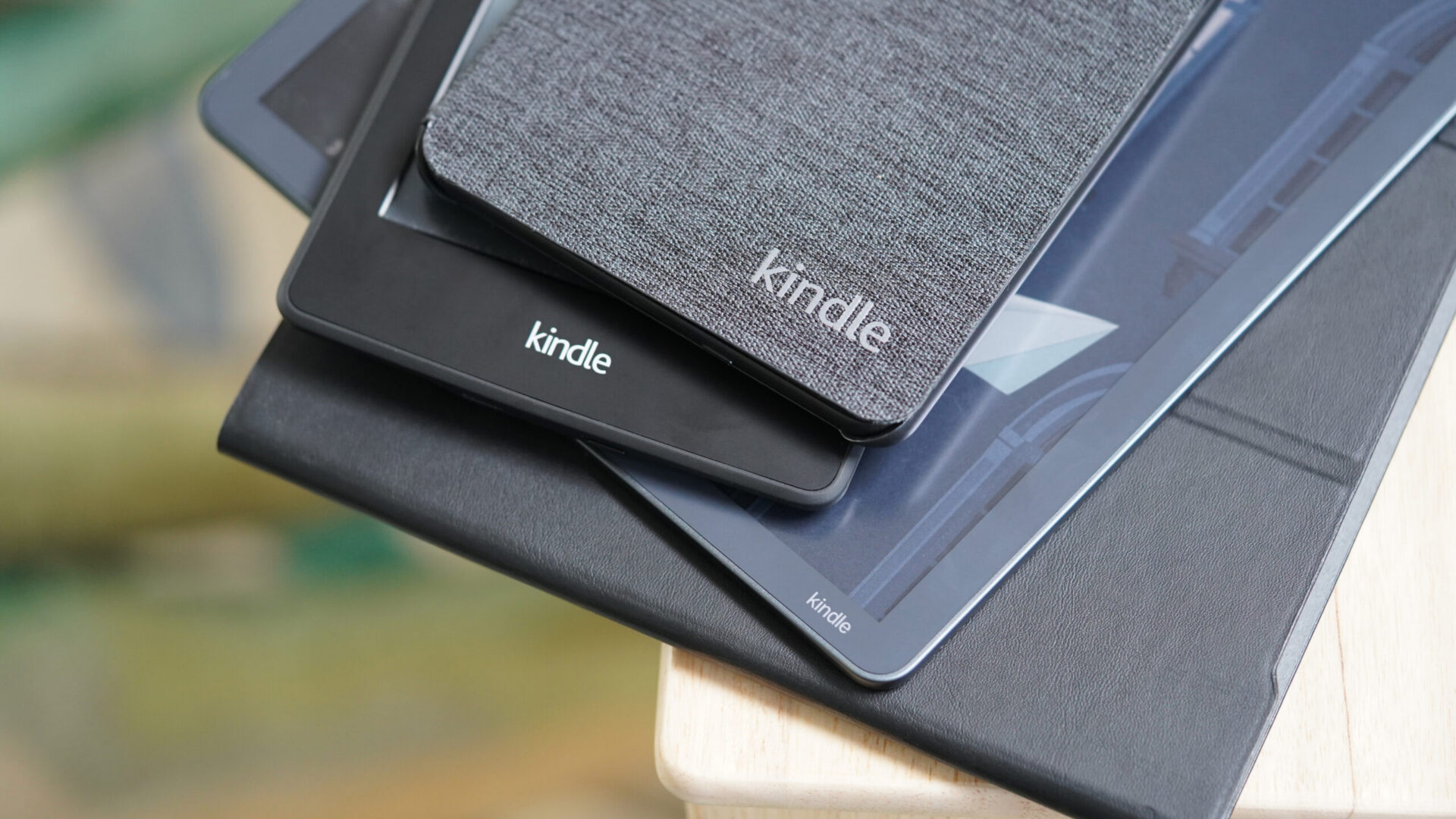 Kindle users are jailbreaking their devices after Amazon's shutdown