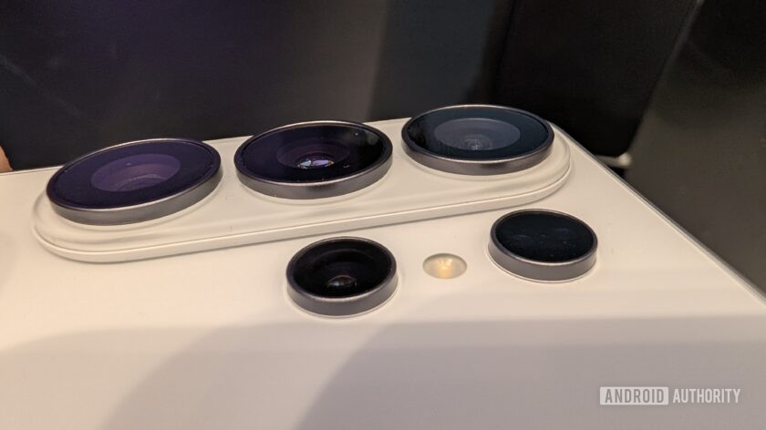 Galaxy S26 Ultra teardown reveals Samsung's clever new zoom camera design