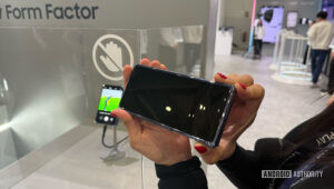 This new Samsung slidable phone concept expands from the top - Android ...