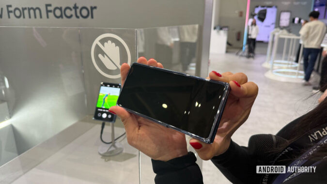 This new Samsung slidable phone concept expands from the top - Android ...