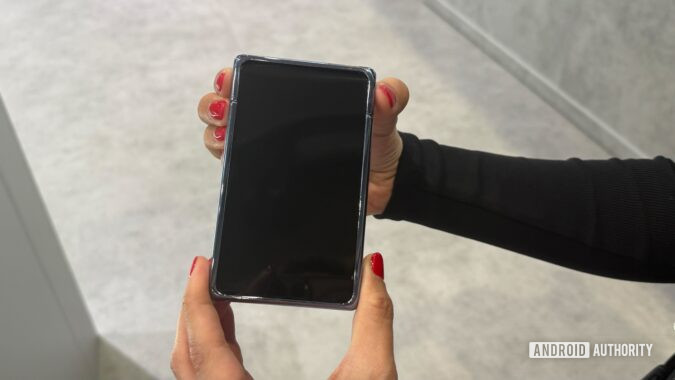 This new Samsung slidable phone concept expands from the top - Android ...