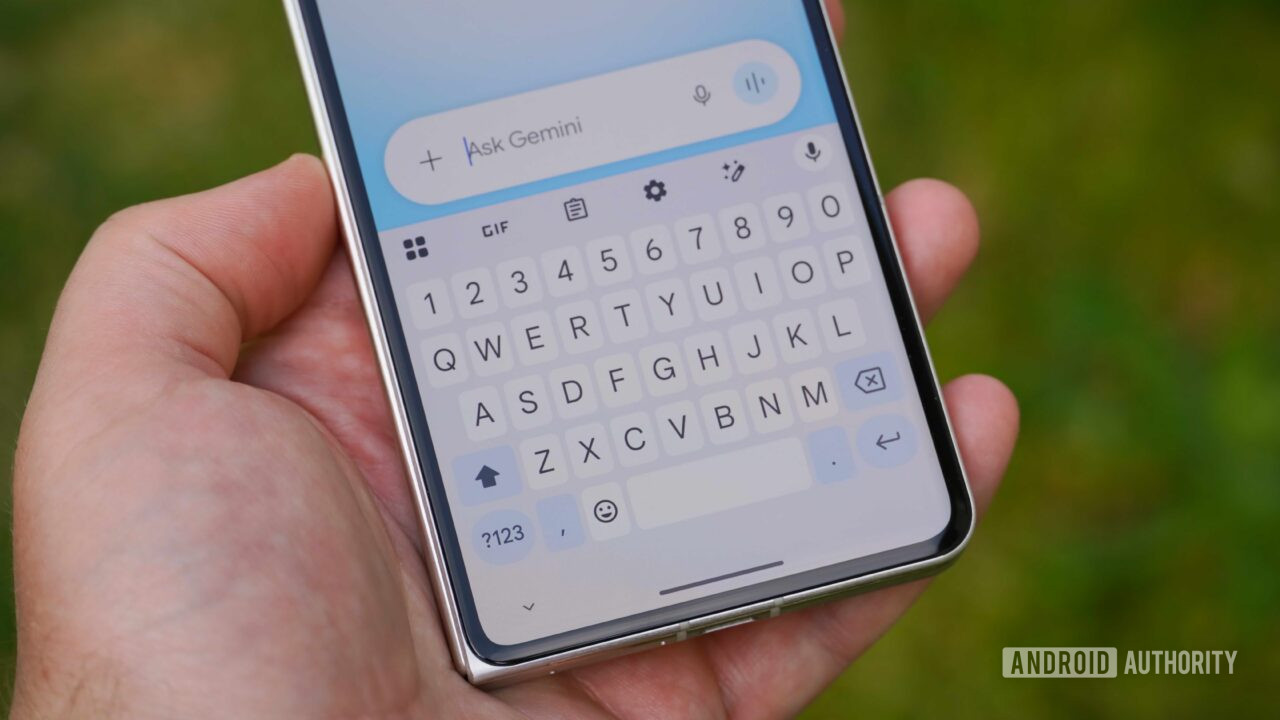 Gemini Neural Expressive UI hands-on: What I love (and hate)